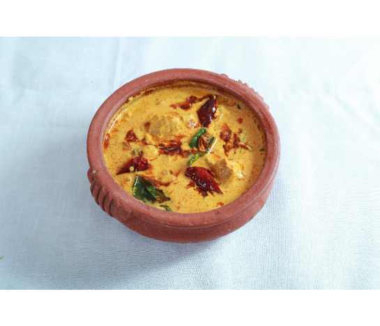 Tasty Nibbles | Kerala Tuna Fish Curry - Tasty Nibbles